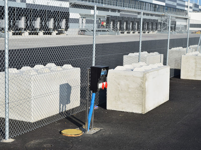 Blast proof walls